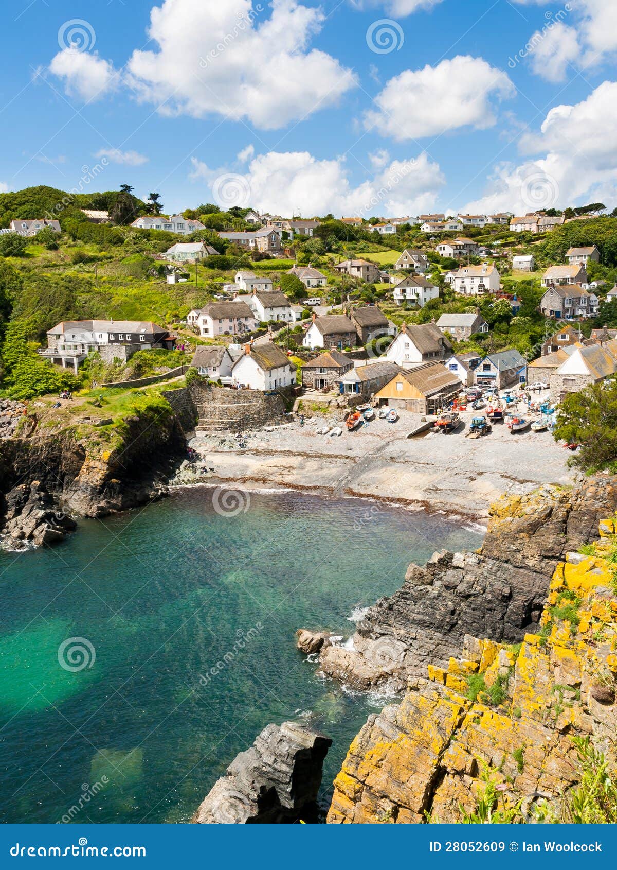 Cadgwith Cove stock image. Image of cadgewith, britain - 28052609