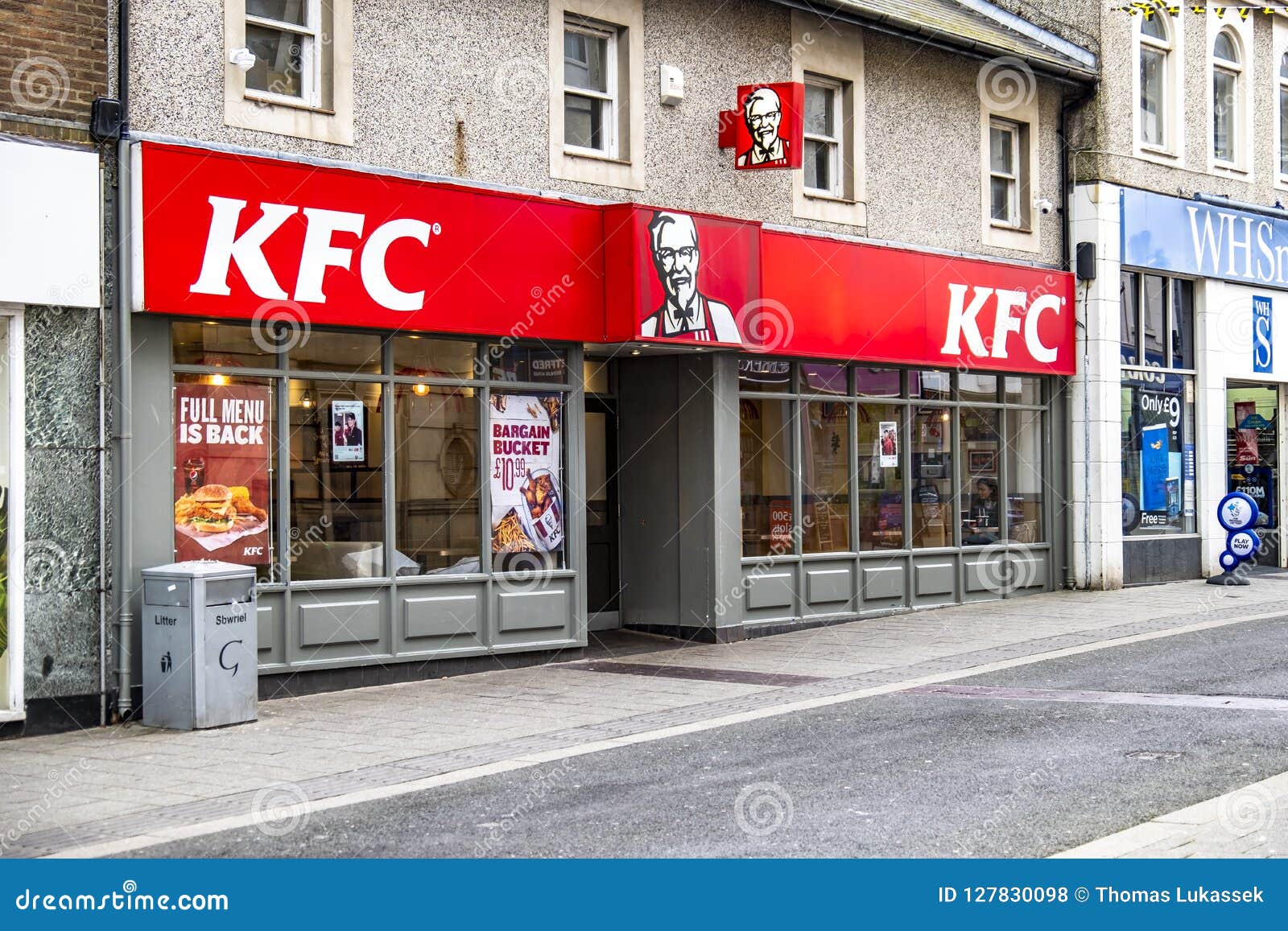Caernarfon Wales - May 01 2018 : KFC on a Windy Day in the Rain ...