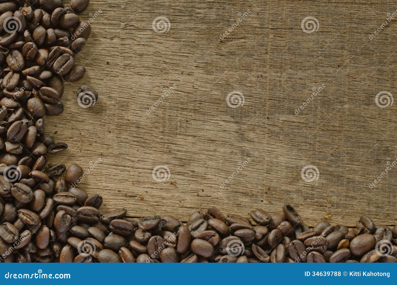 Café en la madera foto de archivo. Imagen de haba, bebida - 34639788