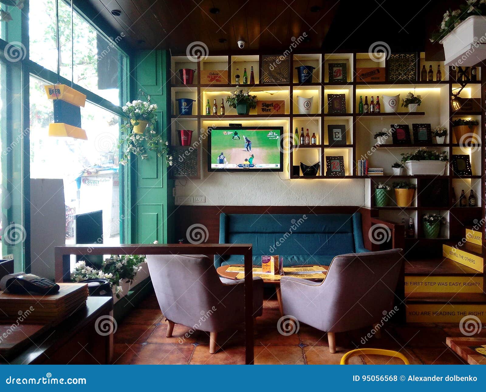 Cafe bar editorial stock photo. Image of restaurant, chairs - 95056568
