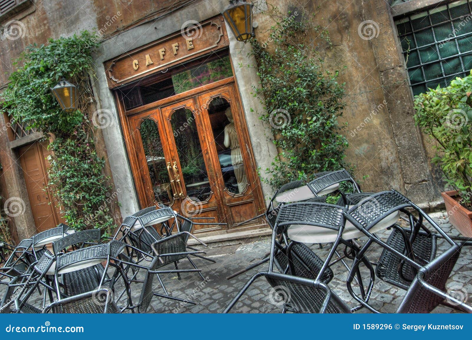 Cafe in Rome. stock photo. Image of retro, cafe, green - 1589296