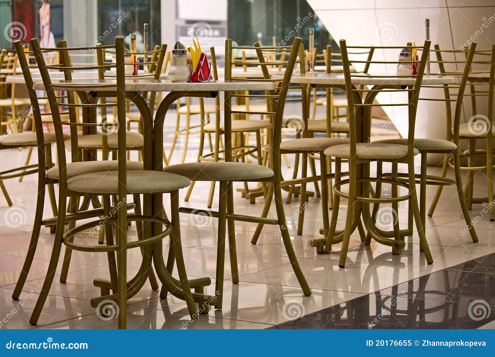 Cafe in shopping mall stock image. Image of detail, chairs - 20176655