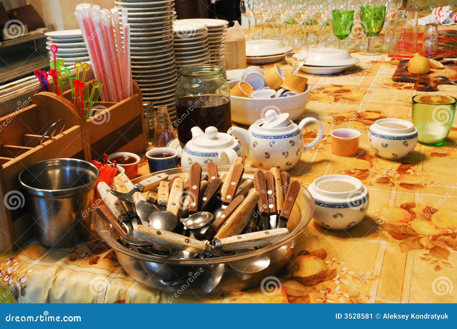 Cafe utensil stock image. Image of cafe, knife, decoration - 3528581