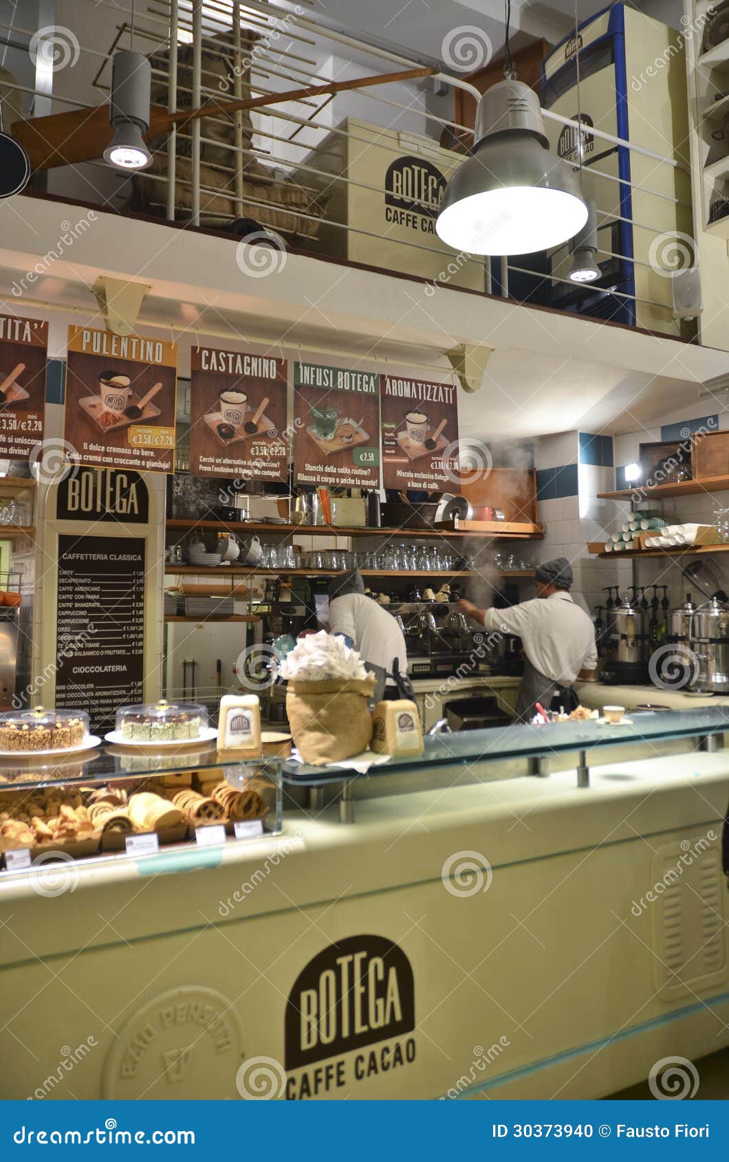 Cafetería italiana imagen editorial. Imagen de desayuno - 30373940