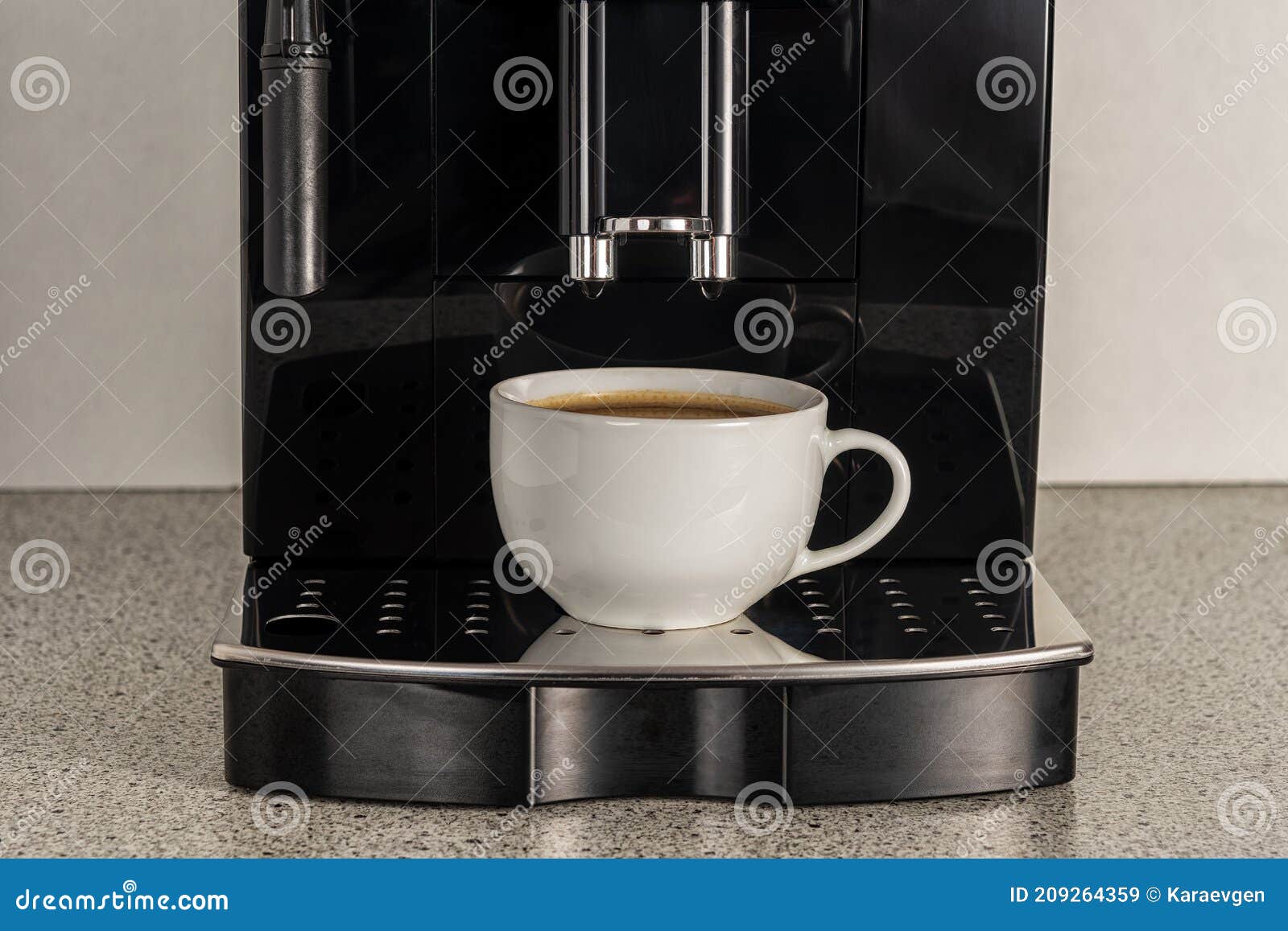 Cafetera Espresso Moderna Con Armario Imagen de archivo - Imagen de ...