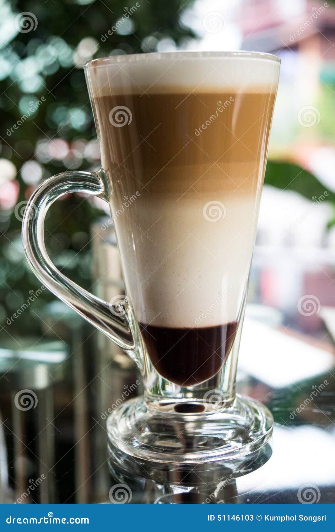 Caffè Della Moca Tre Strati Immagine Stock - Immagine di latte, schiuma ...