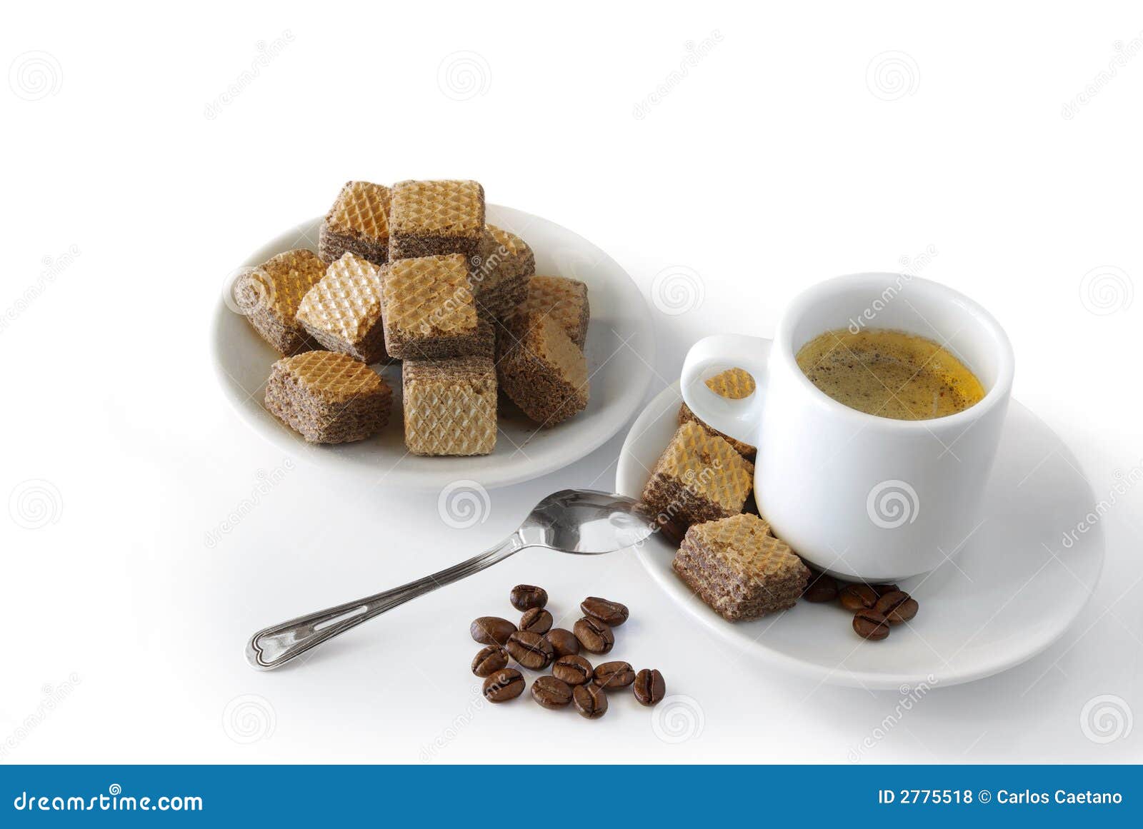 Caffè espresso e biscotti fotografia stock. Immagine di premio - 2775518