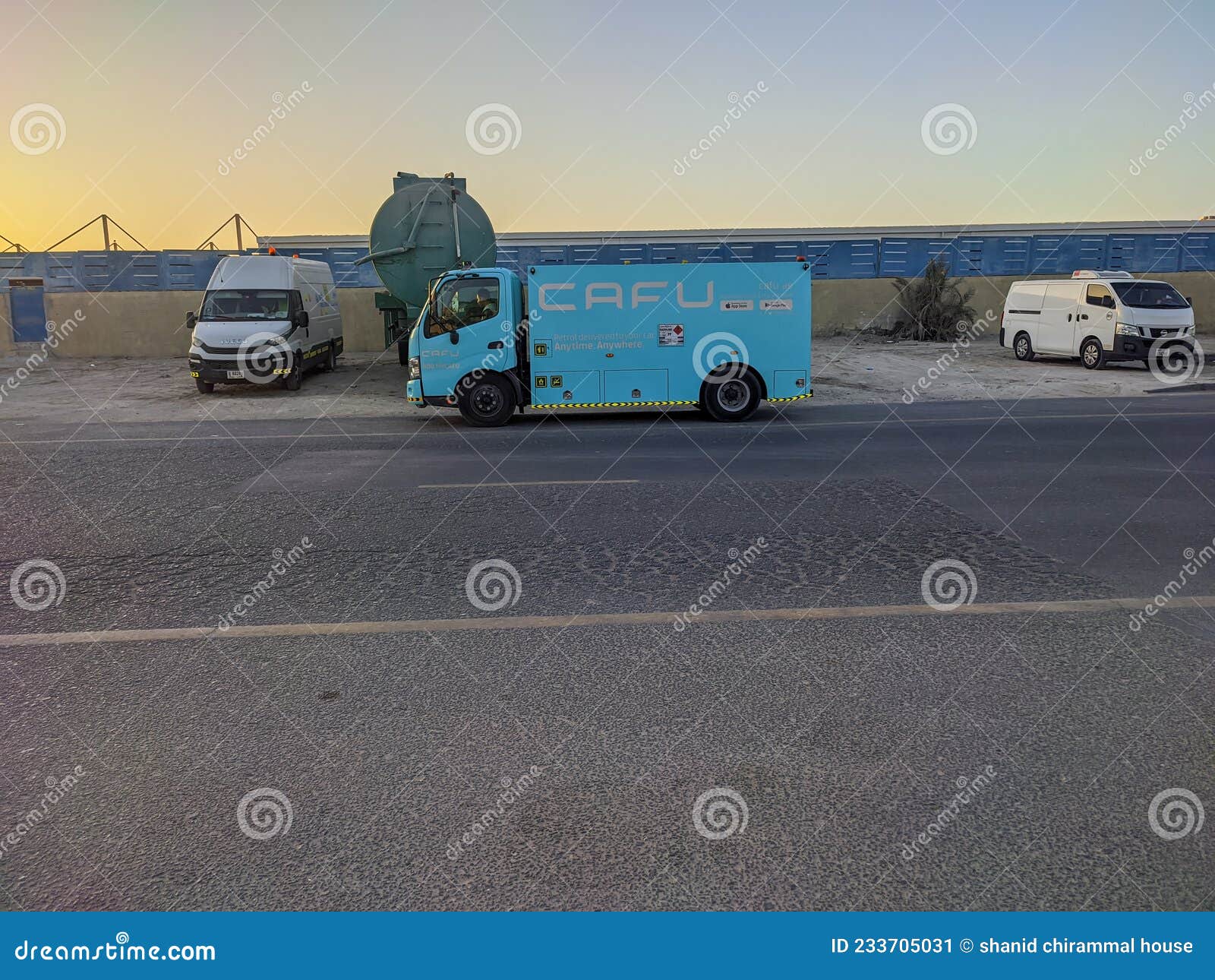 Cafu fuel delivery truck editorial photo. Image of racetrack - 233705031