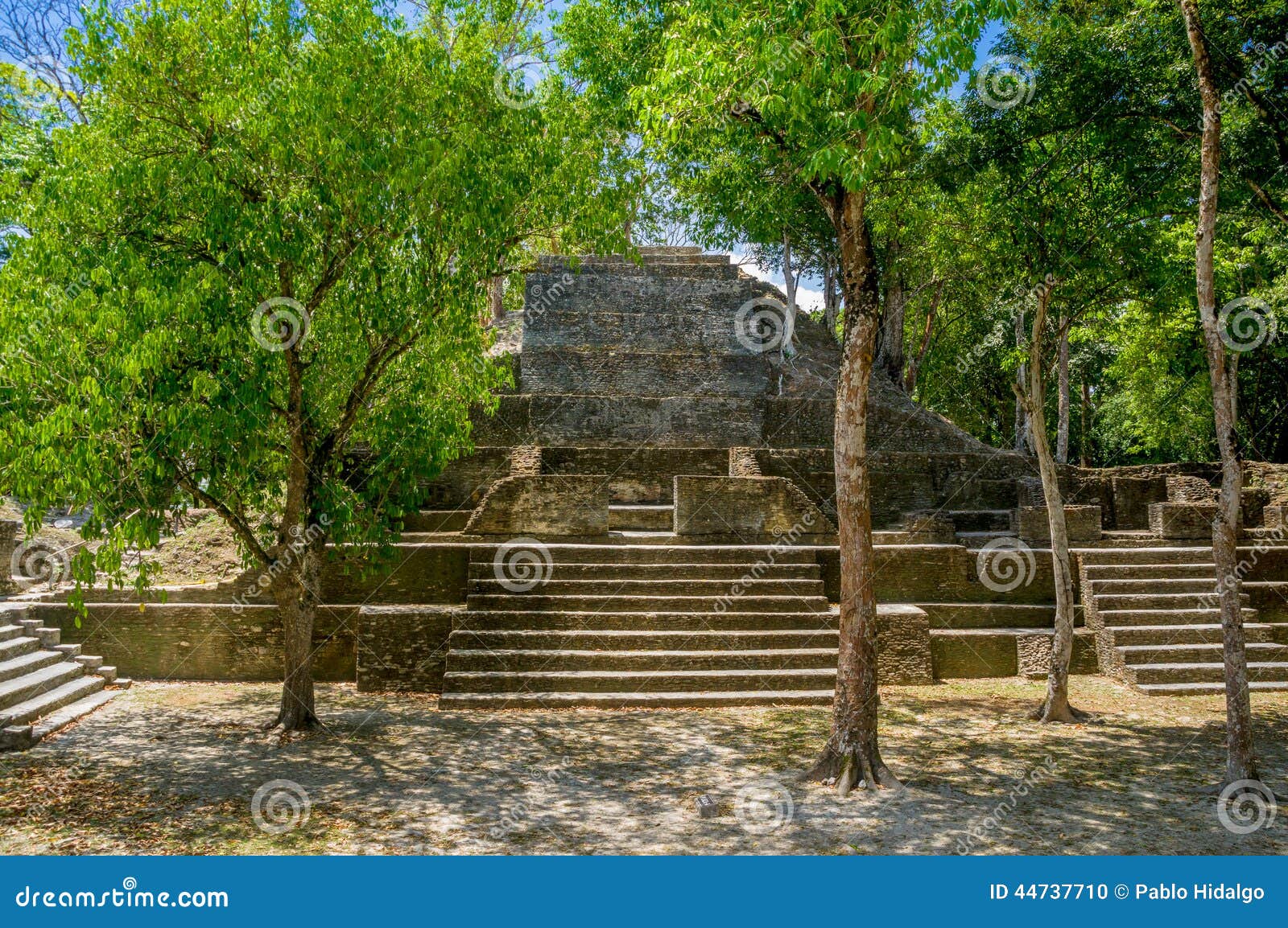 Cahal pech cayo belize stock photo. Image of blue, palatial - 44737710