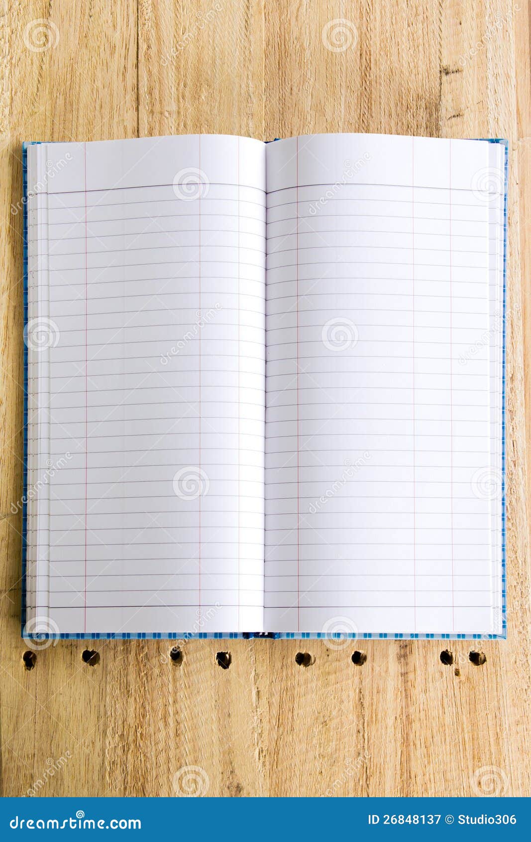 Cahier vide image stock. Image du document, boucle, bureau - 26848137