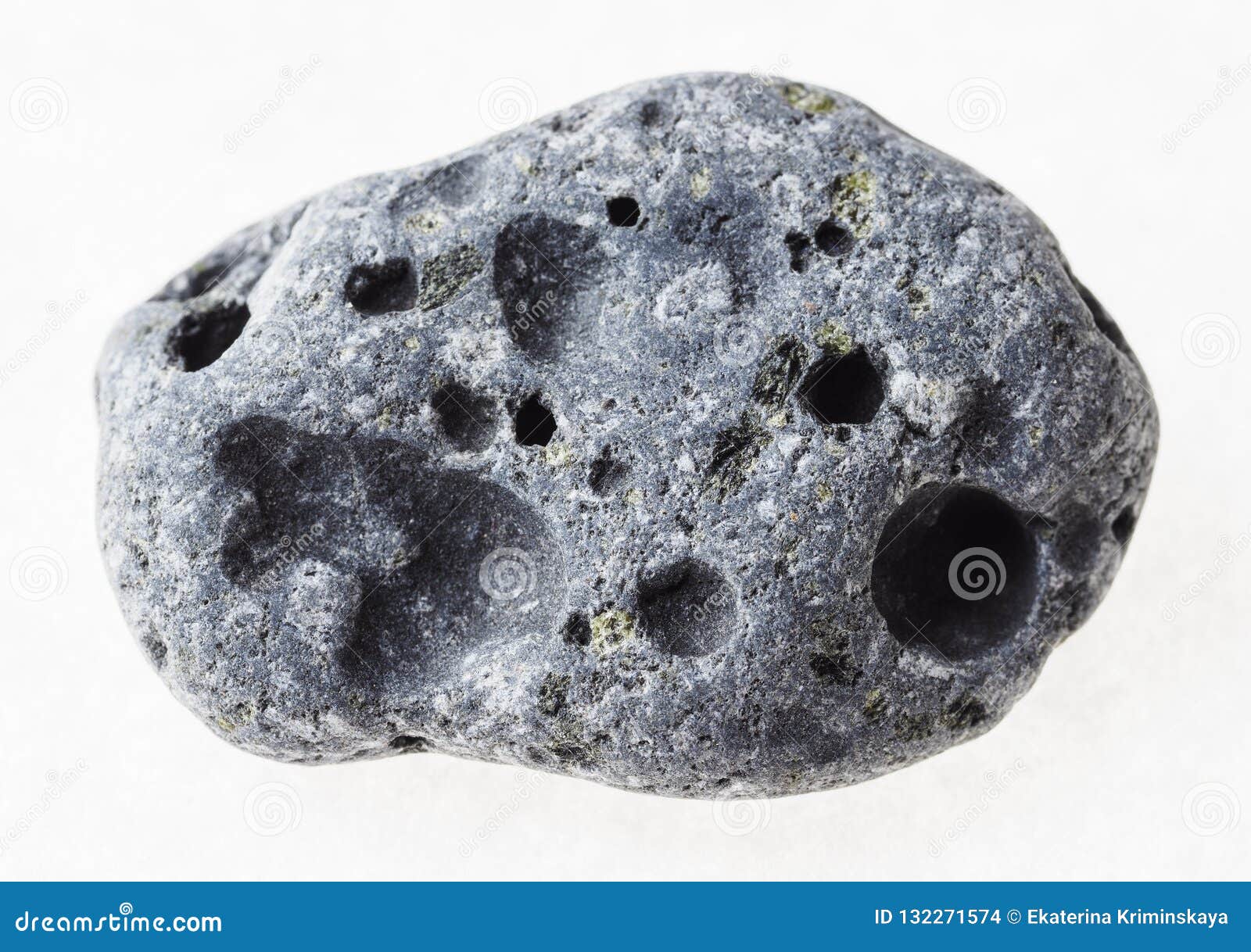 Caillou De Pierre Ponce Poreuse Grise Sur Le Blanc Photo stock - Image ...