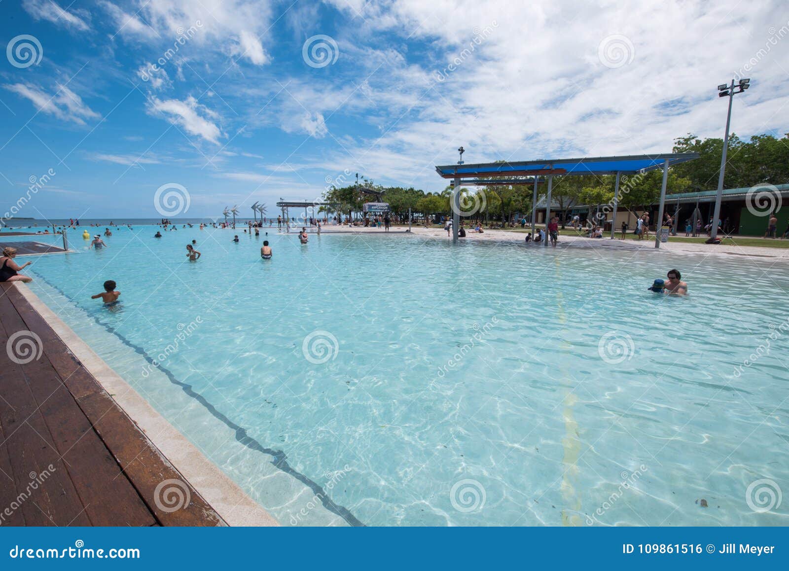 Cairns Esplanade Public Pool Editorial Photo - Image of queensland ...