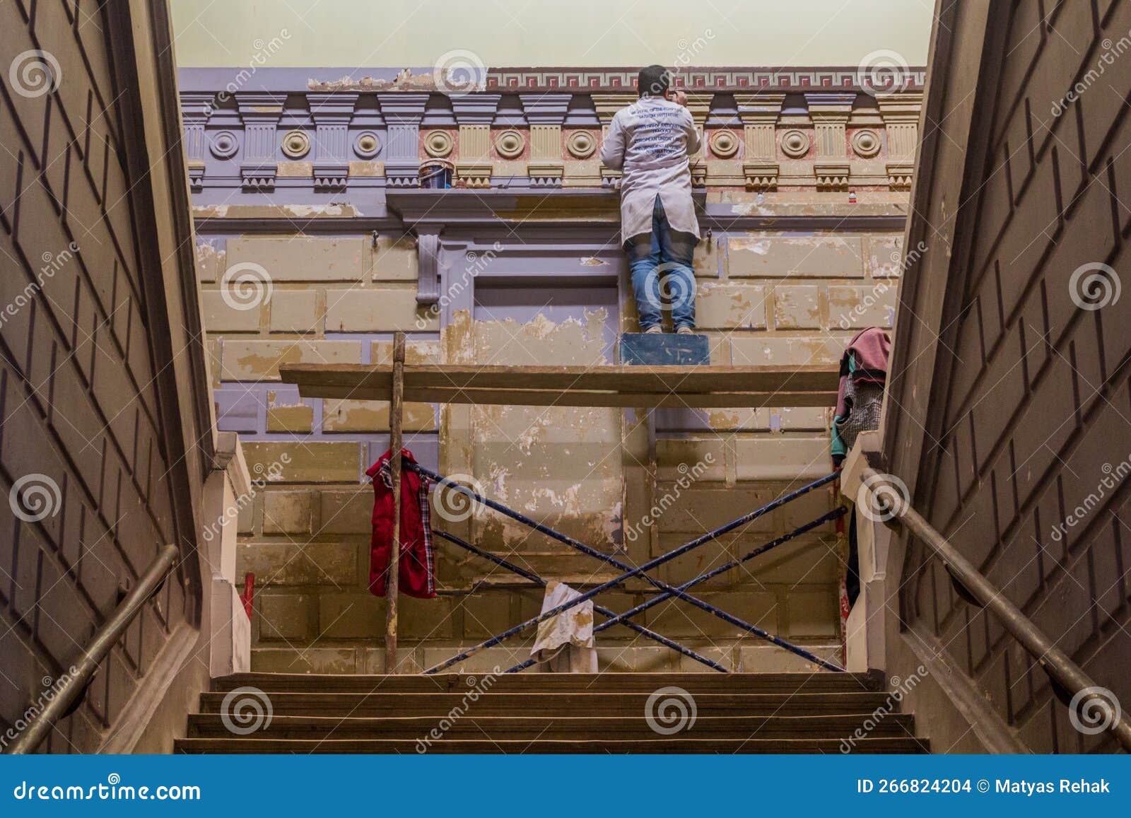 CAIRO, EGYPT - JANUARY 27, 2019: Restoration Worker in the Egyptian ...