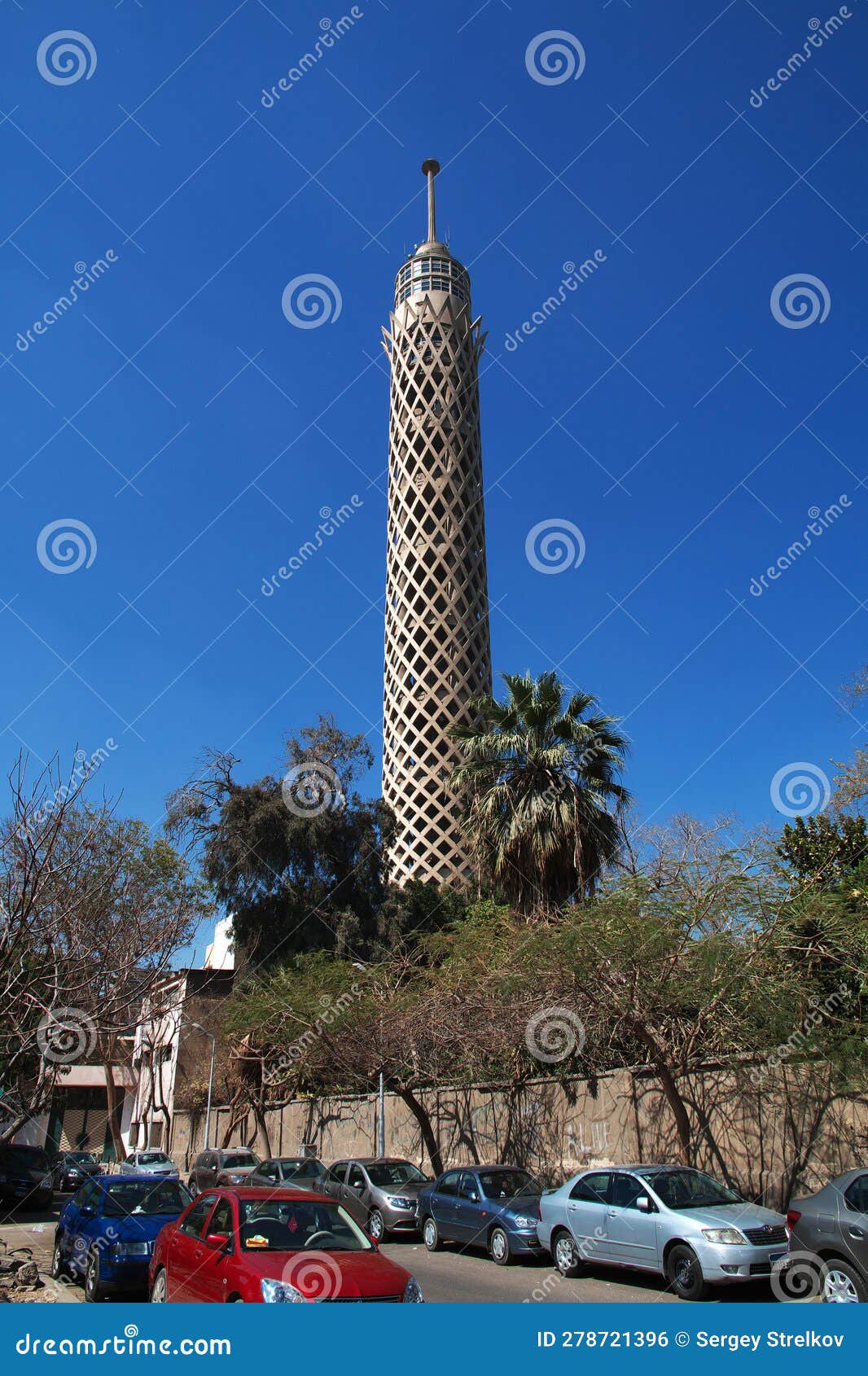 Cairo, Egypt - 05 Mar 2017. Center of Cairo on Nile River, Egypt ...