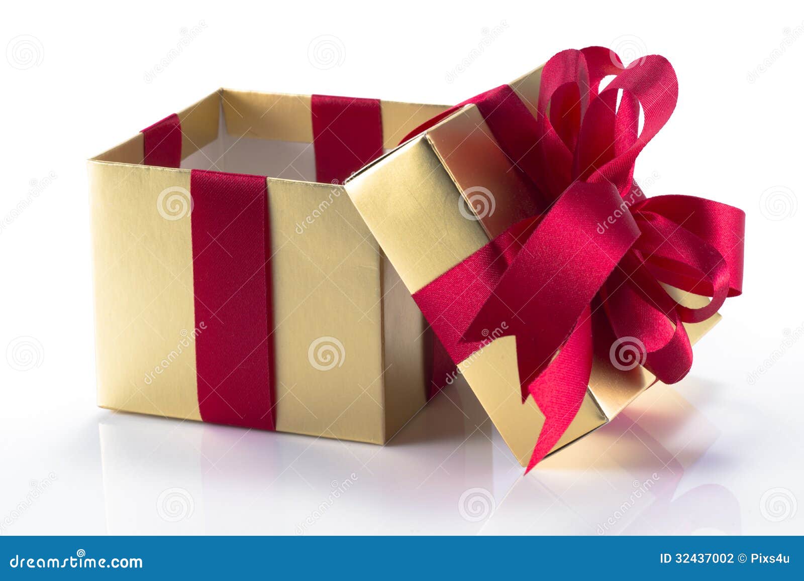 Caixa Bonita Do Presente Do Ouro Com Curva E As Fitas Vermelhas Foto de ...