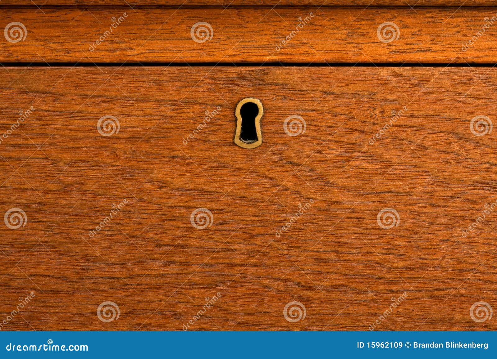 Cajón de madera bloqueado imagen de archivo. Imagen de muebles - 15962109