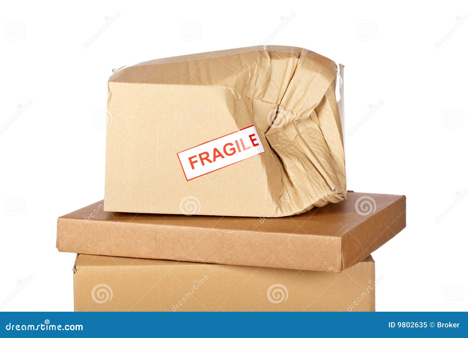 Caja de cartón dañada imagen de archivo. Imagen de cuidado - 9802635