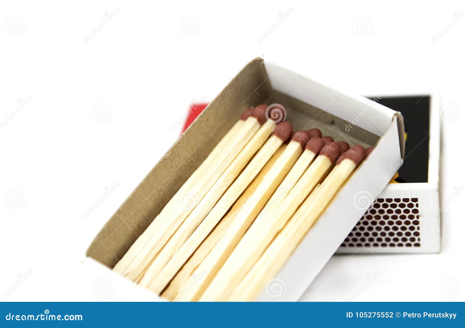 Caja de cerillos foto de archivo. Imagen de blanco, abierto - 105275552