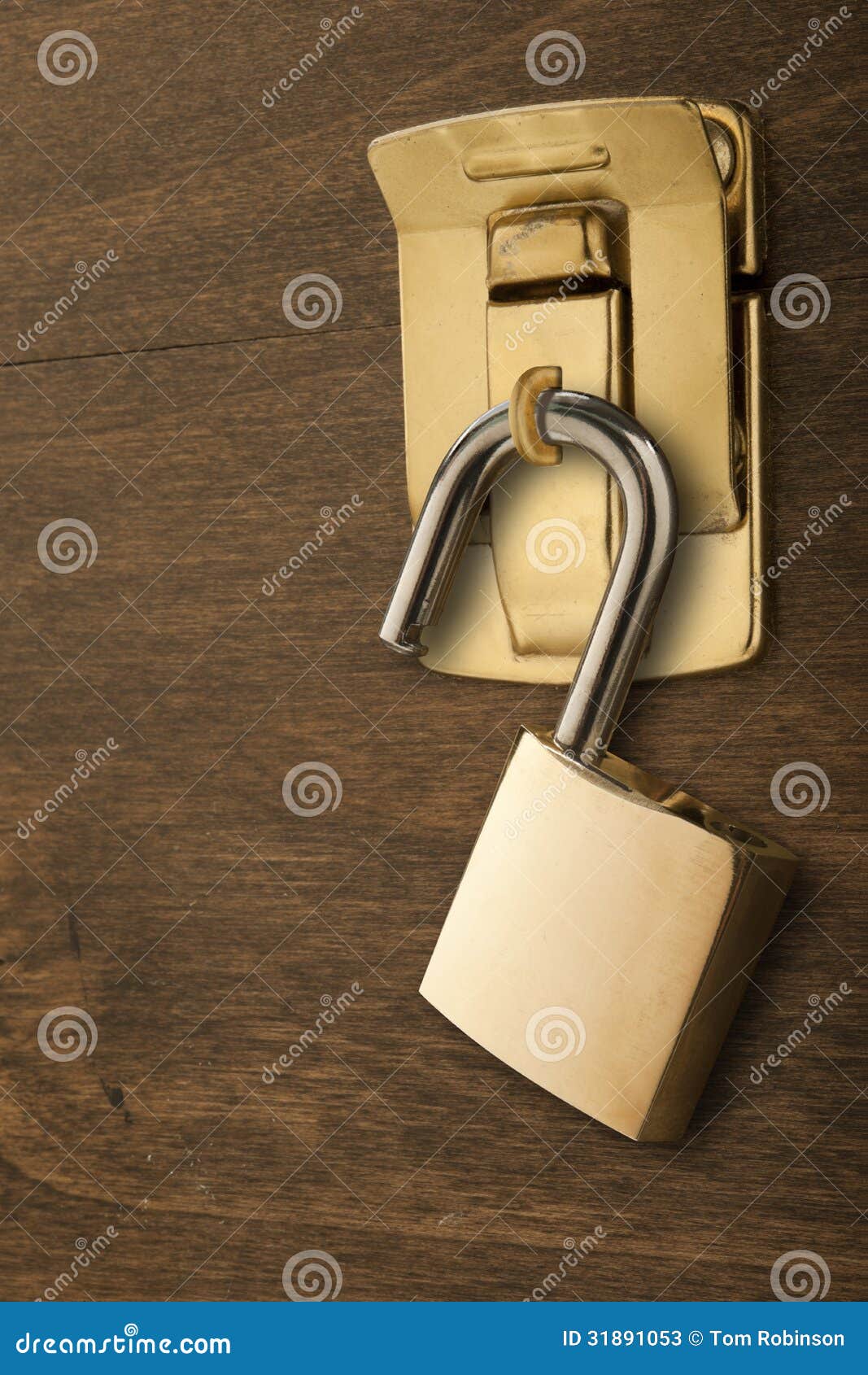 Caja desbloqueada imagen de archivo. Imagen de desbloqueo - 31891053