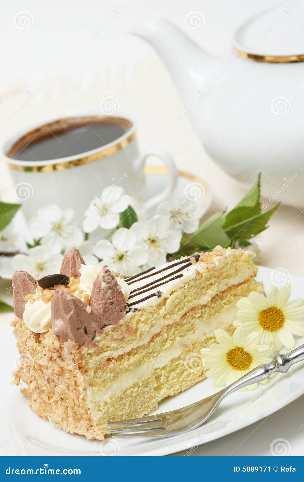 Cake stock image. Image of dessert, beverage, torte, calorie - 5089171