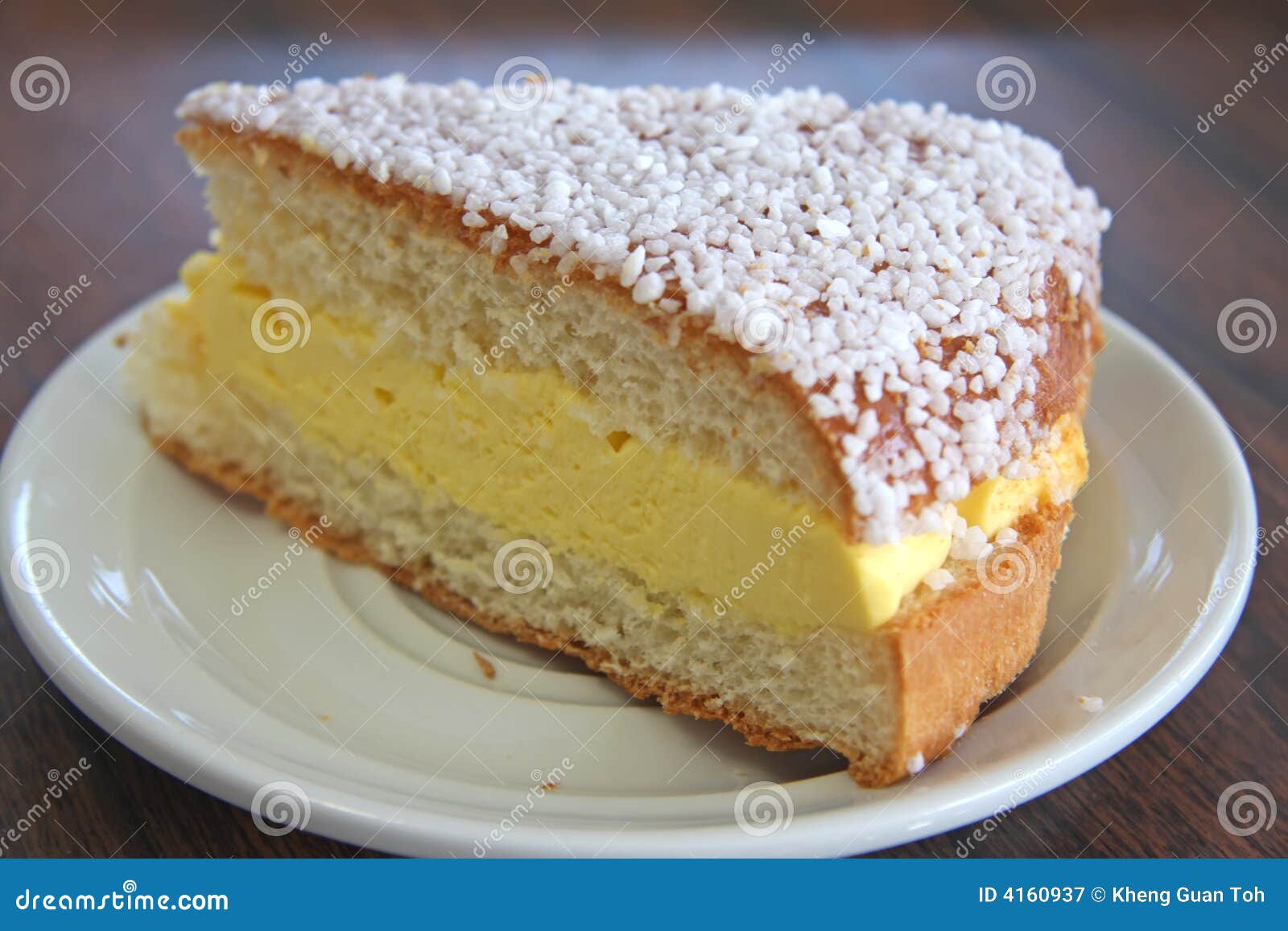 Cake with icing stock image. Image of plain, white, sliced - 4160937