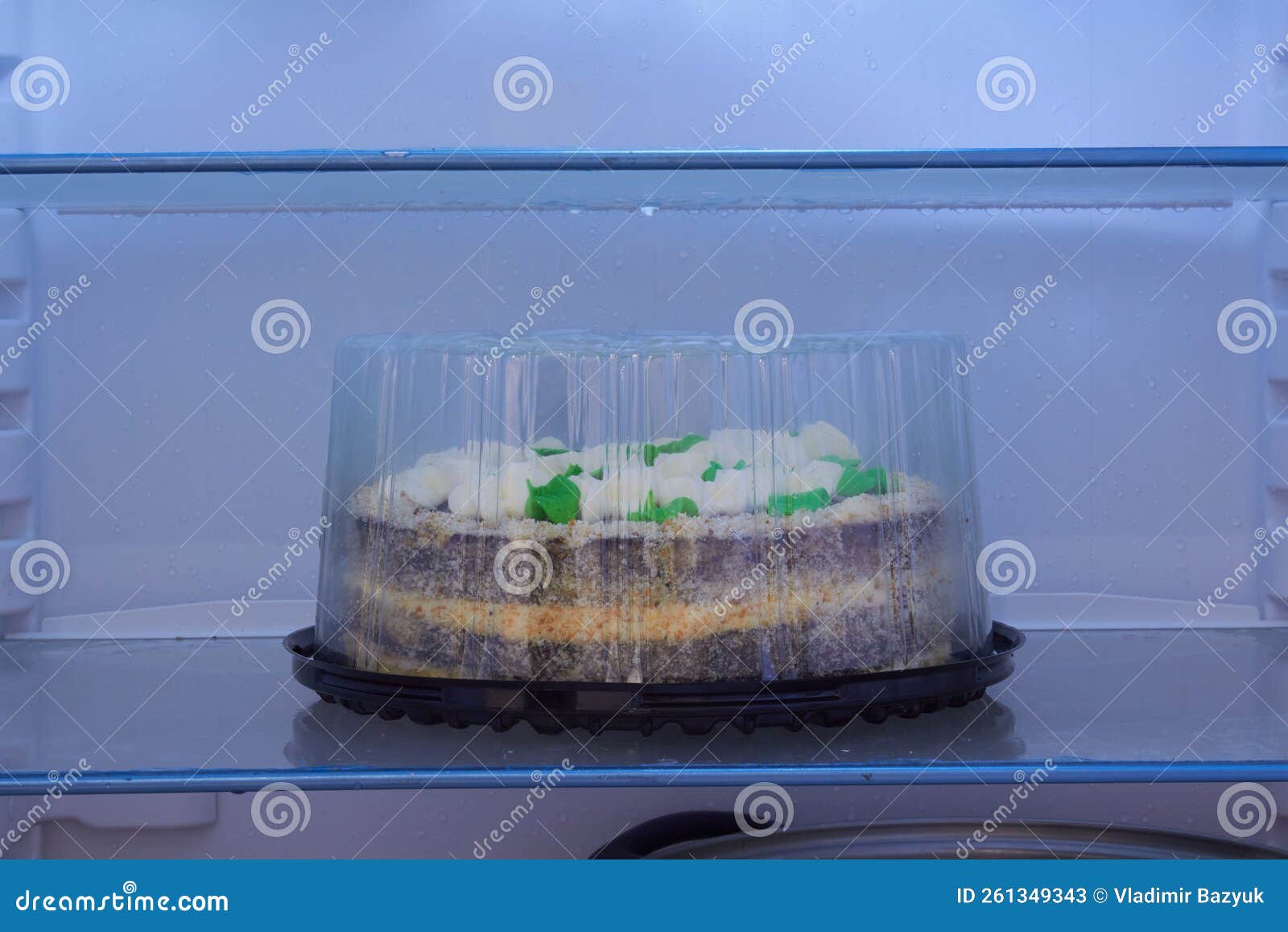 Cake in the Refrigerator,the Cake in the Package is in the Refrigerator ...