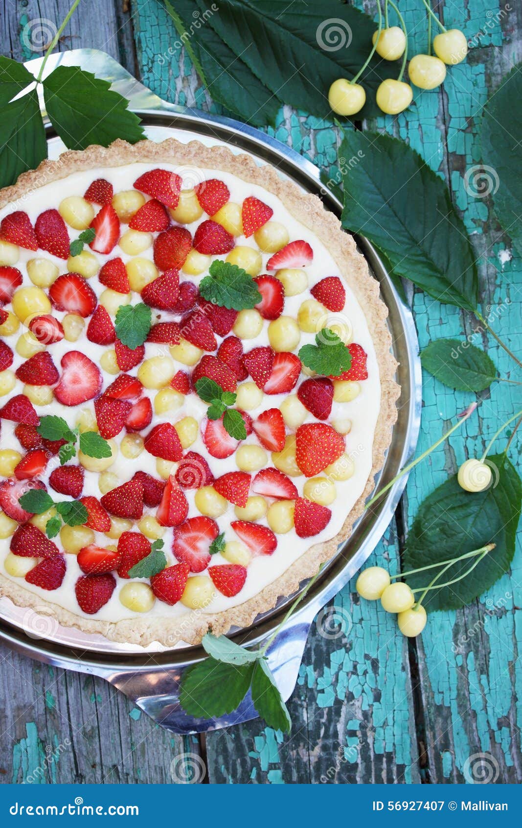 Cake with a Shortcrust Pastry, Top View Stock Image - Image of leaf ...