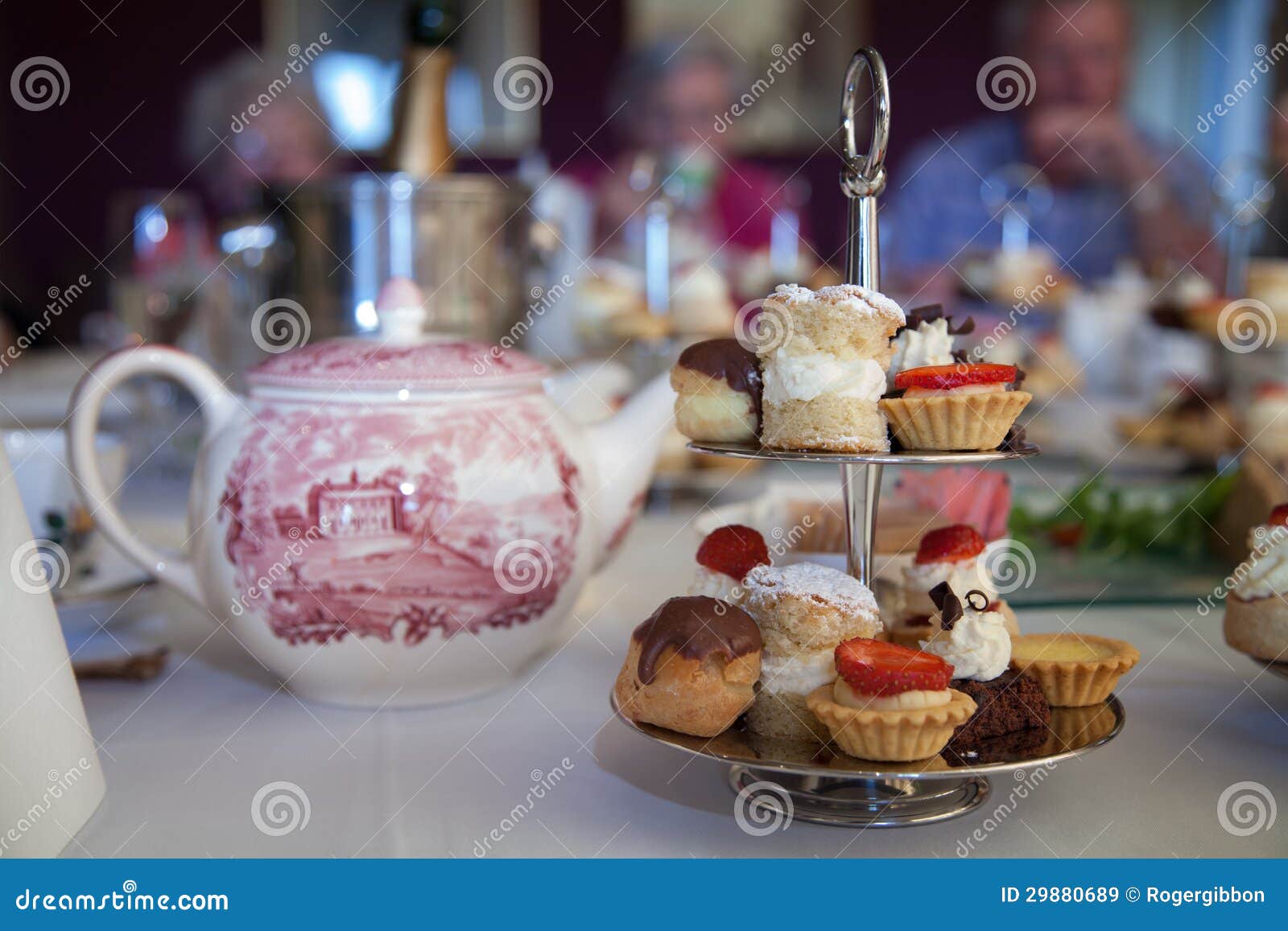 Afternoon Party Group Friends Enjoying Drinking Beer With Barbecue And ...