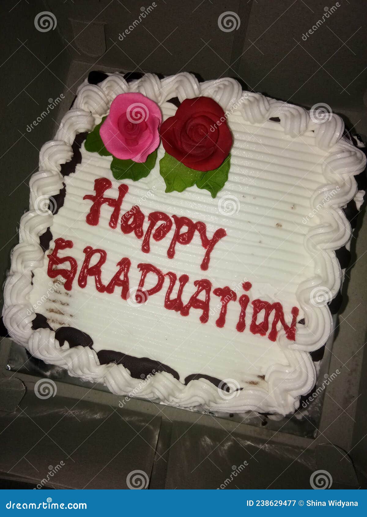 A Cake To Celebrate Bachelor& X27;s Degree Stock Image - Image of cake ...