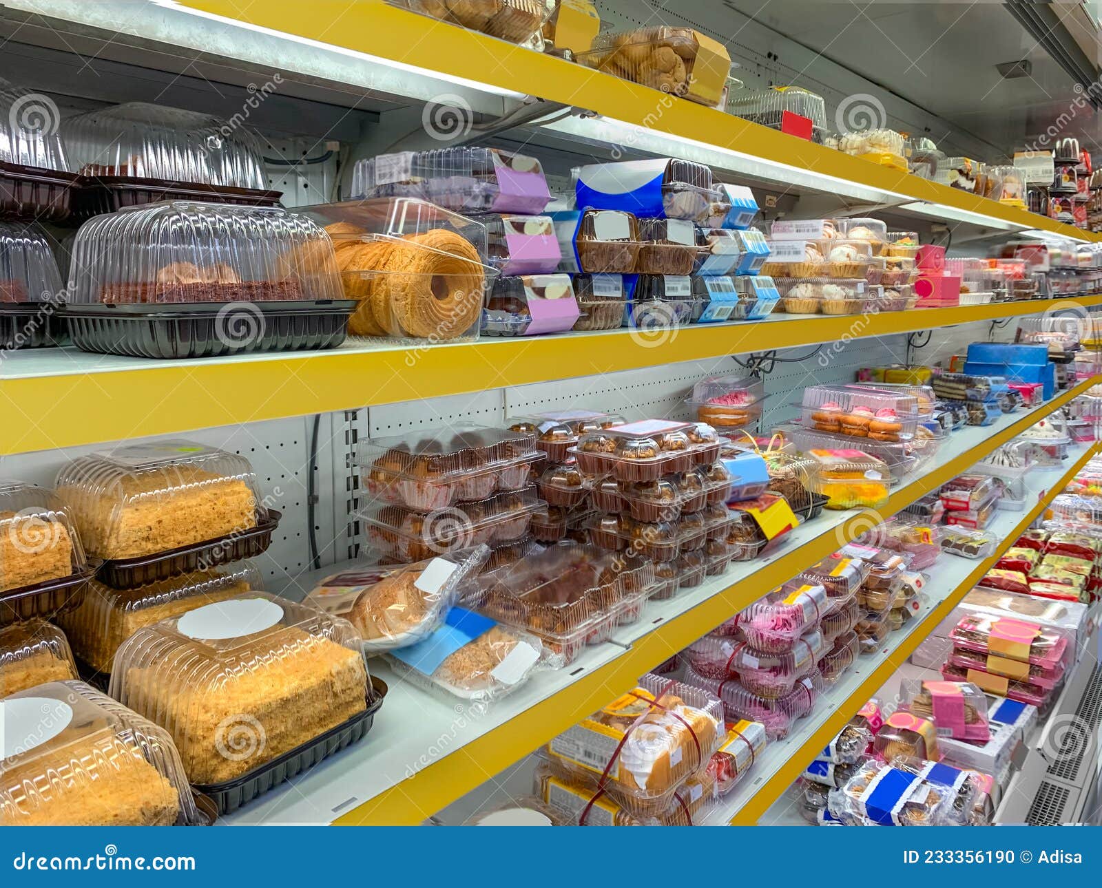 Cakes in a supermarket editorial image. Image of fresh - 233356190