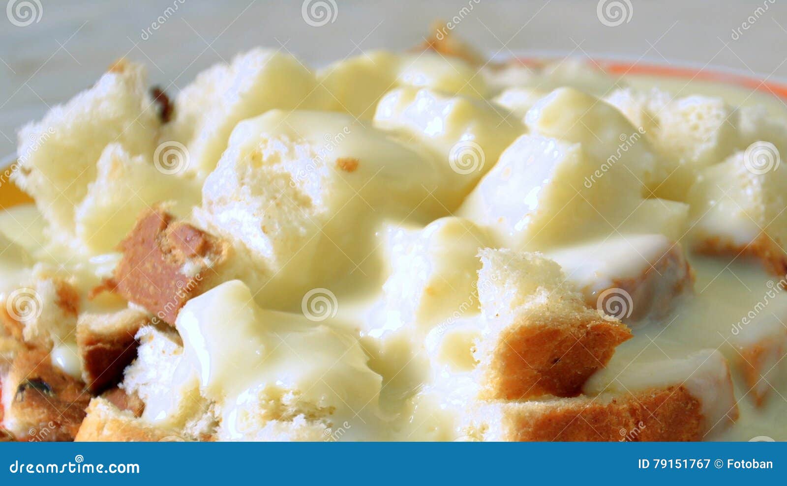 Cakes with Vanilla Pudding Cream Stock Image - Image of cakes ...
