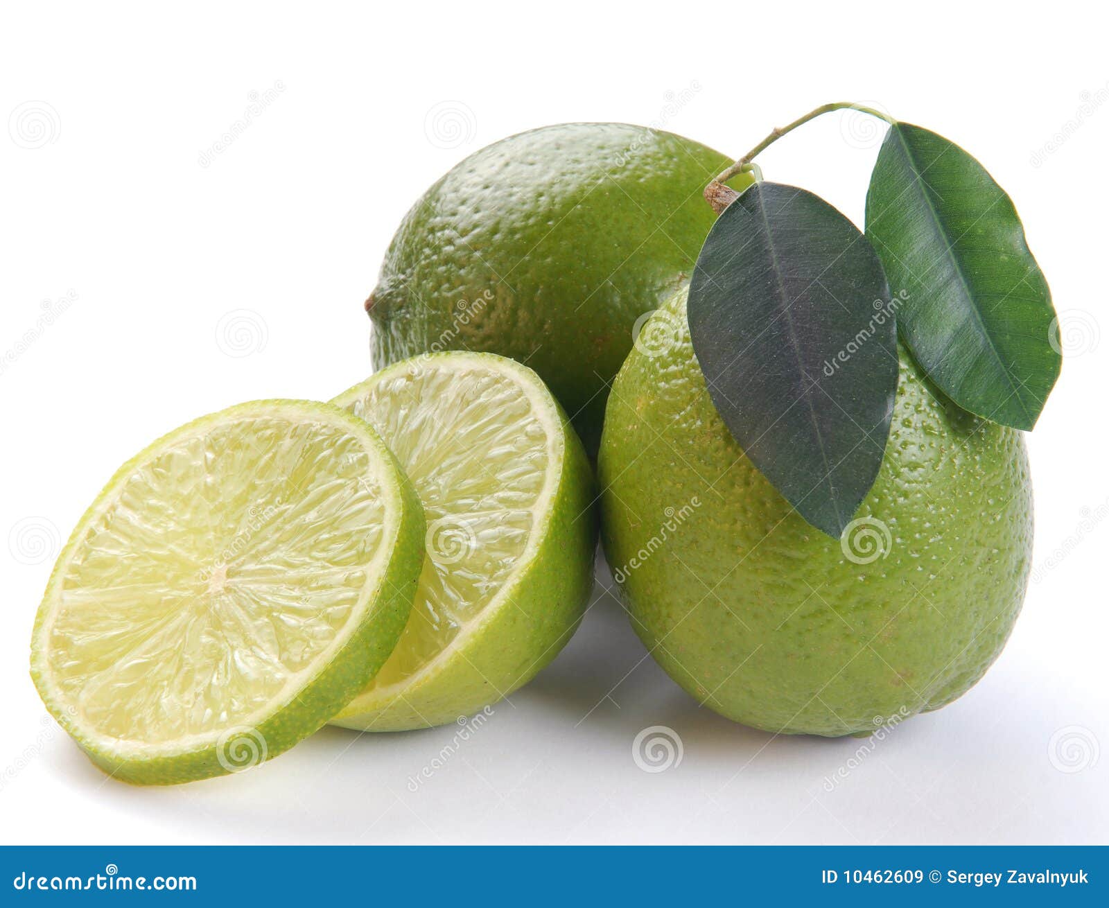 Cal verde con una mitad imagen de archivo. Imagen de fresco - 10462609