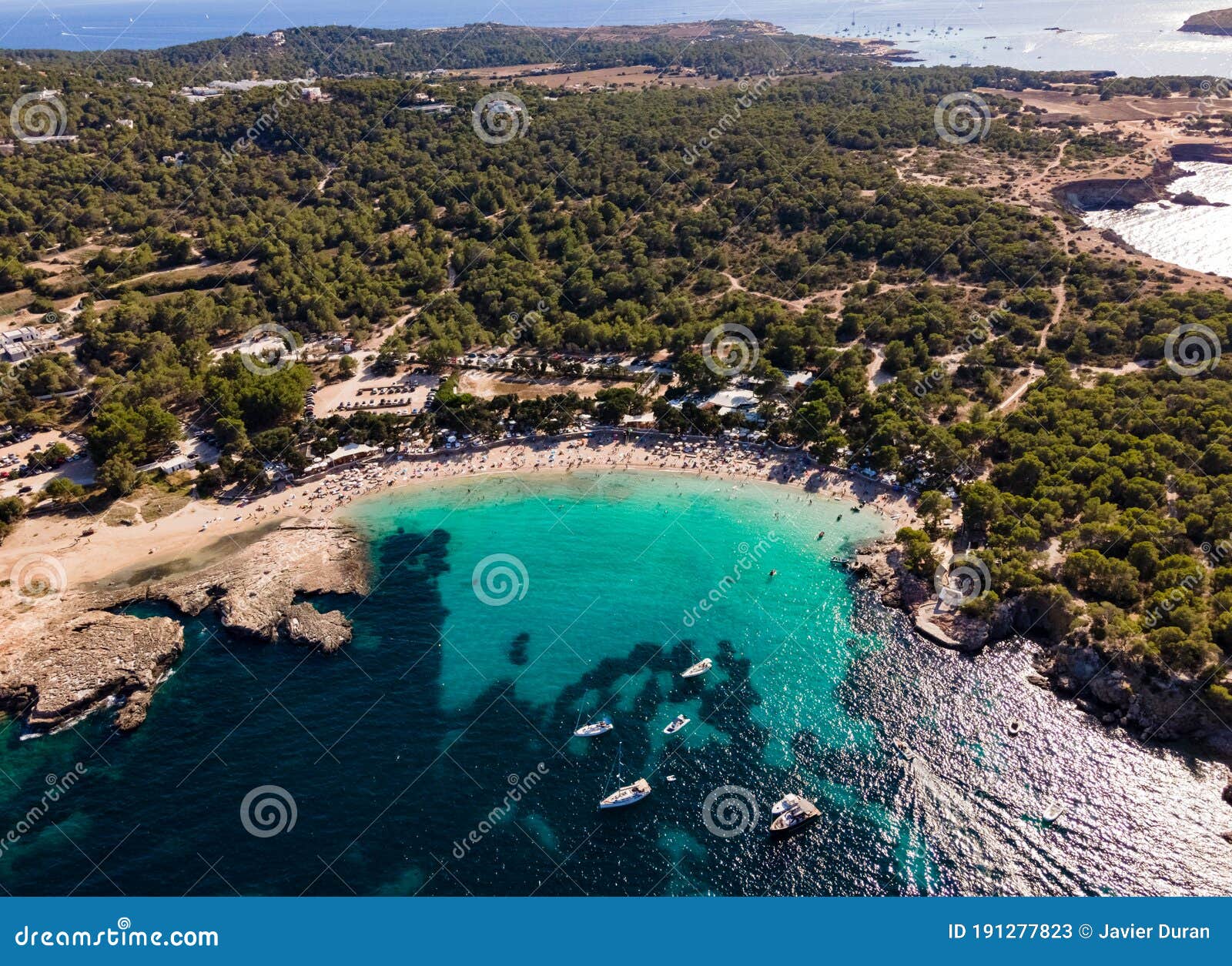 Cala bassa beach ibiza. imagen de archivo. Imagen de vacaciones - 191277823