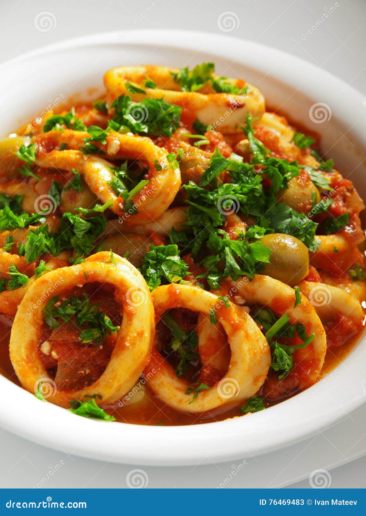 Calamar Guisado Y X28; Calamari& X29; Imagen de archivo - Imagen de ...