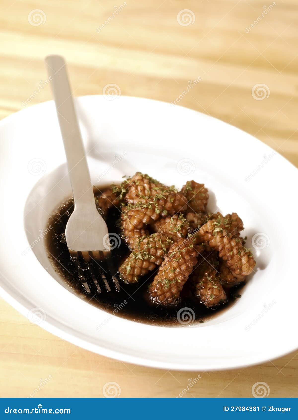 Calamar negro de la tinta imagen de archivo. Imagen de cocina - 27984381