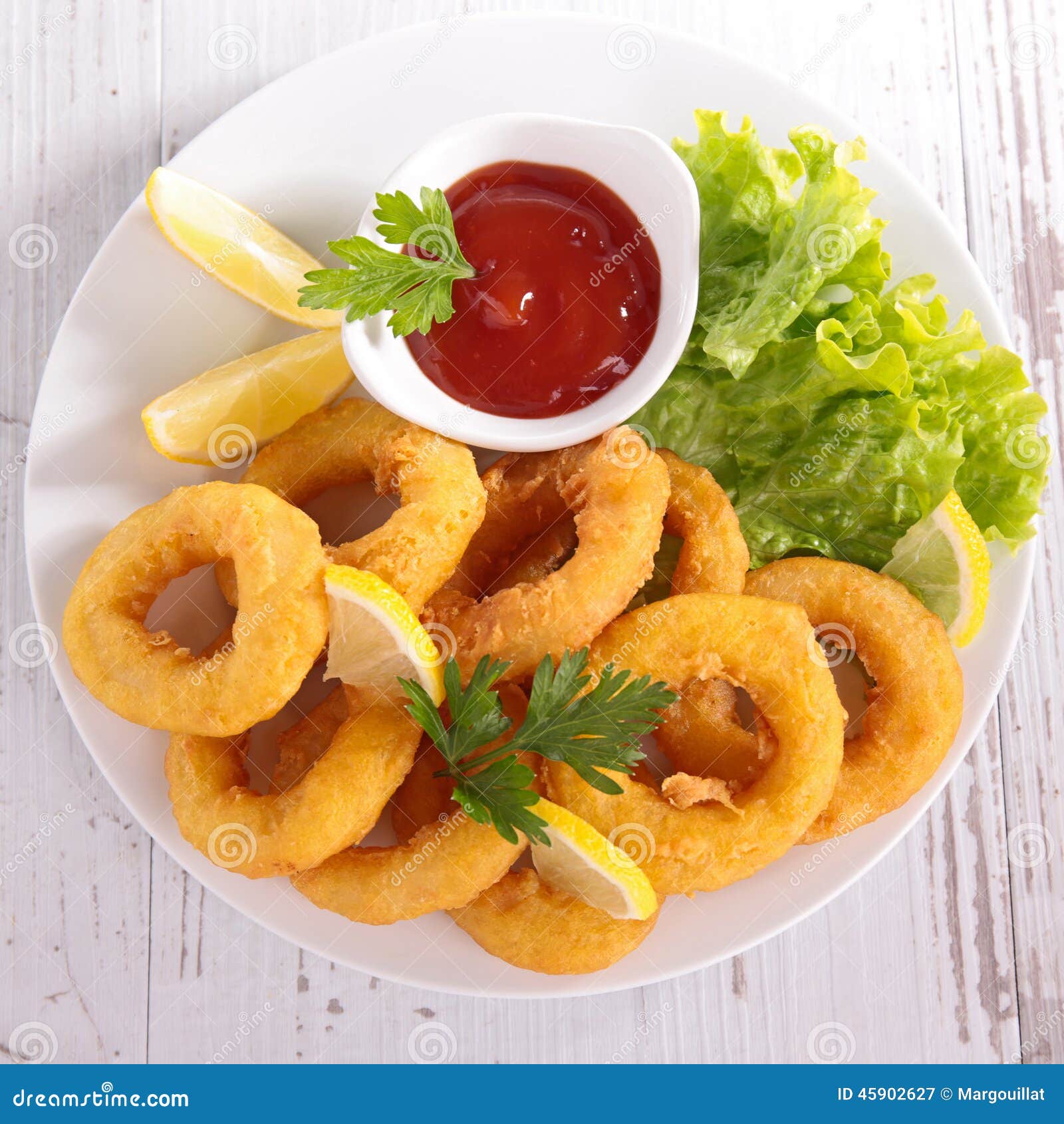 Calamari fritto immagine stock. Immagine di croccante - 45902627