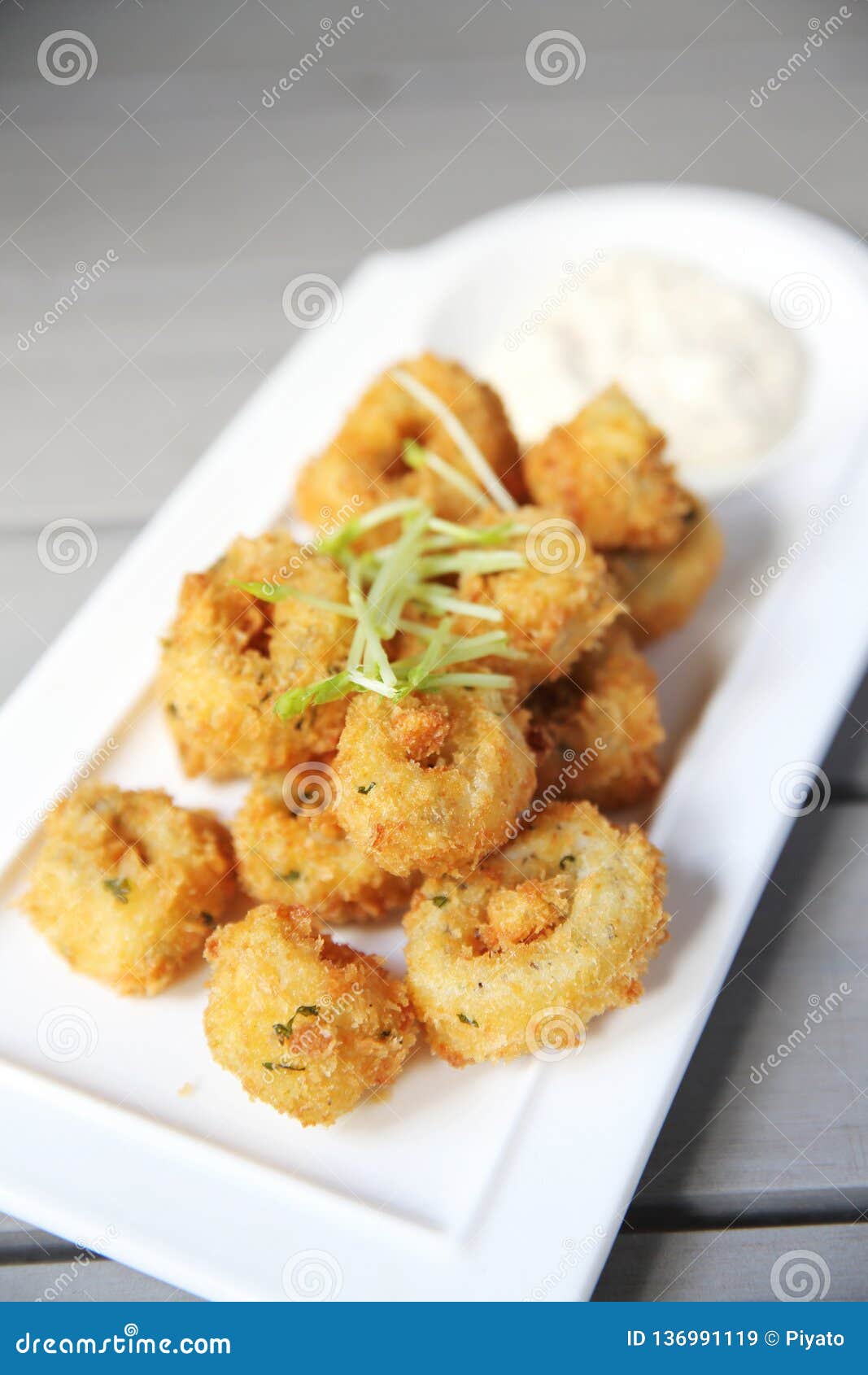 Calamari Italian Fried Squid Stock Image - Image of closeup, garlic ...