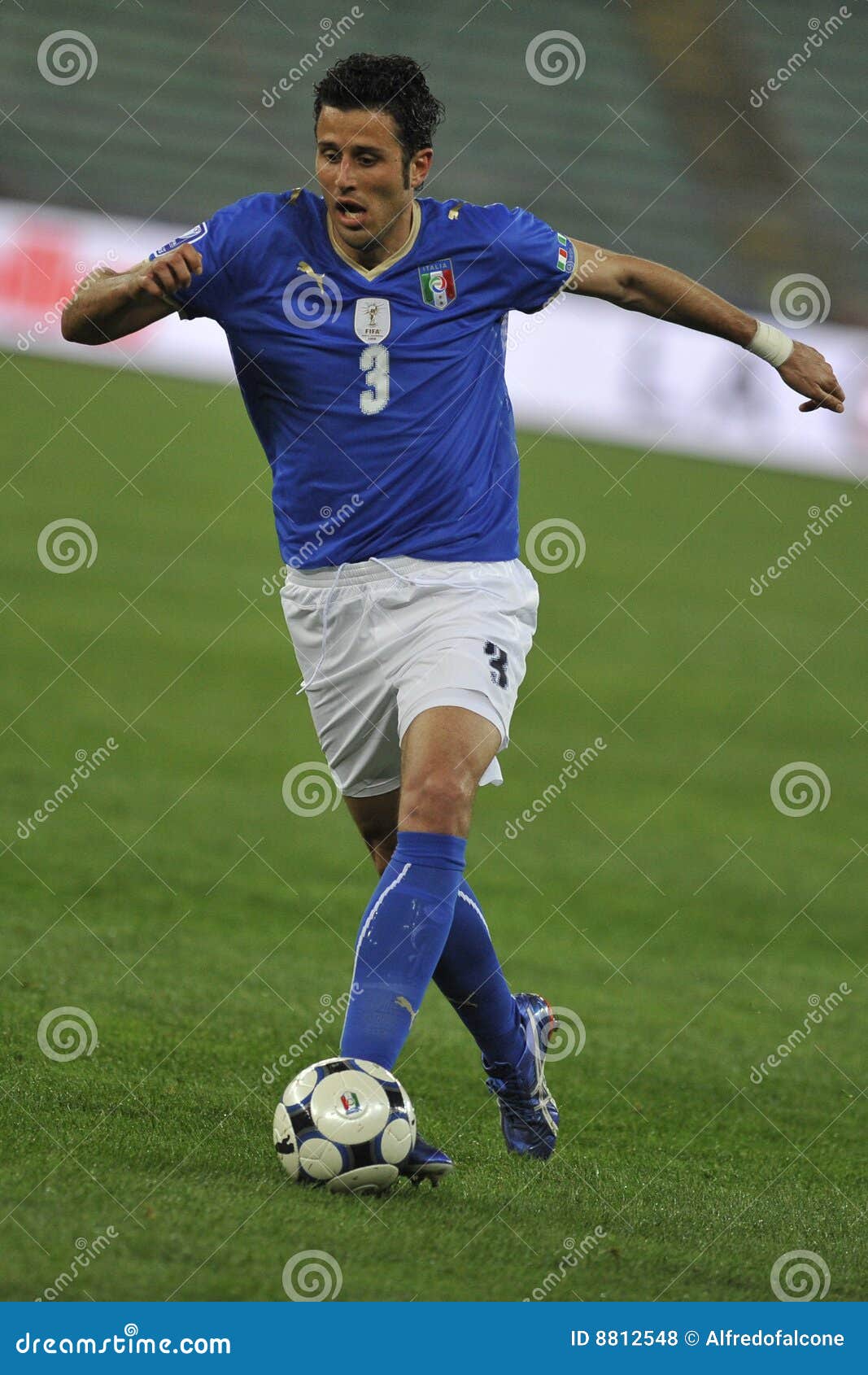 Calciatore Italiano Con La Sfera Fotografia Stock Editoriale - Immagine ...