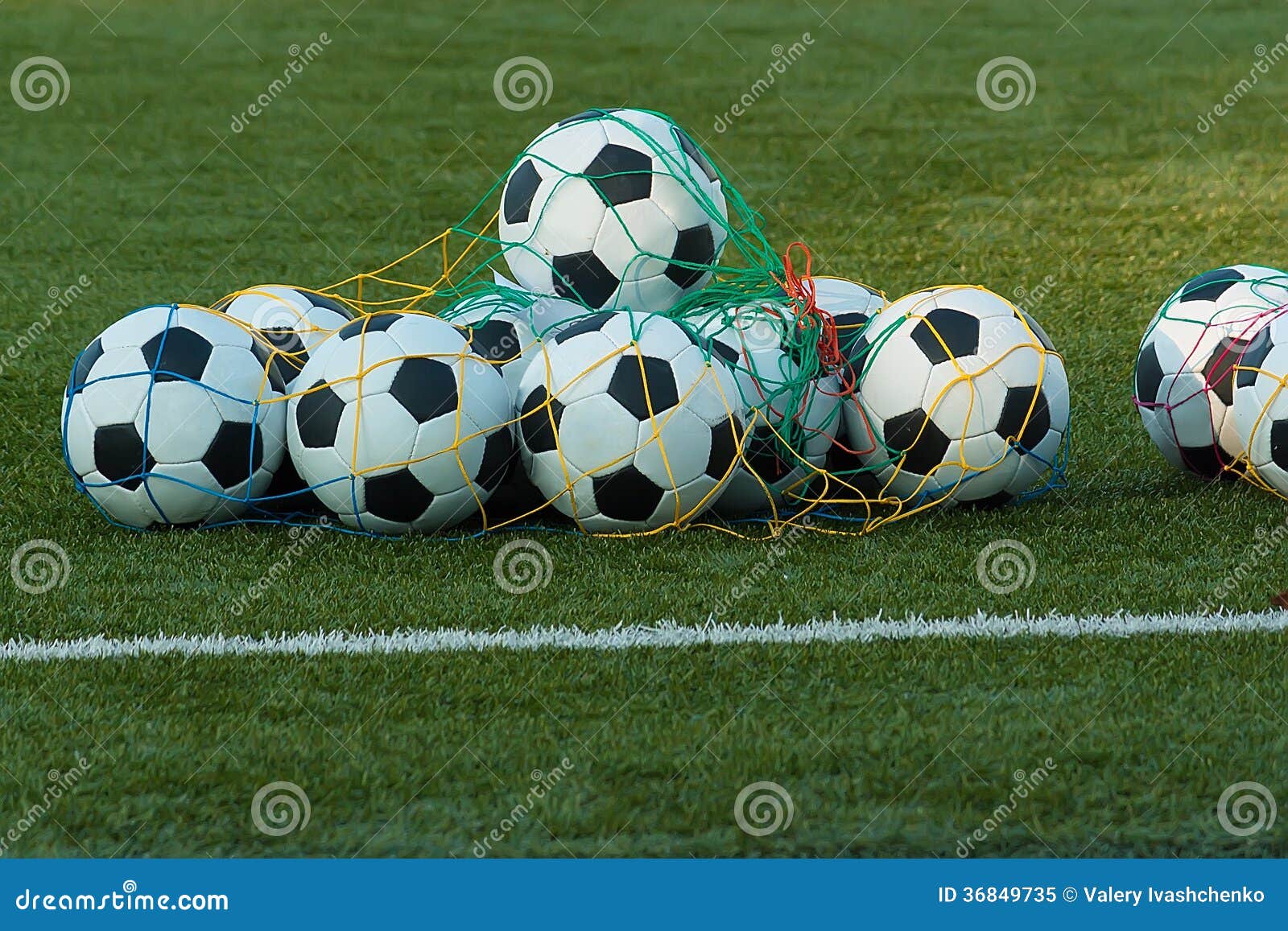 Calcio immagine stock. Immagine di svago, sport, fotographia - 36849735