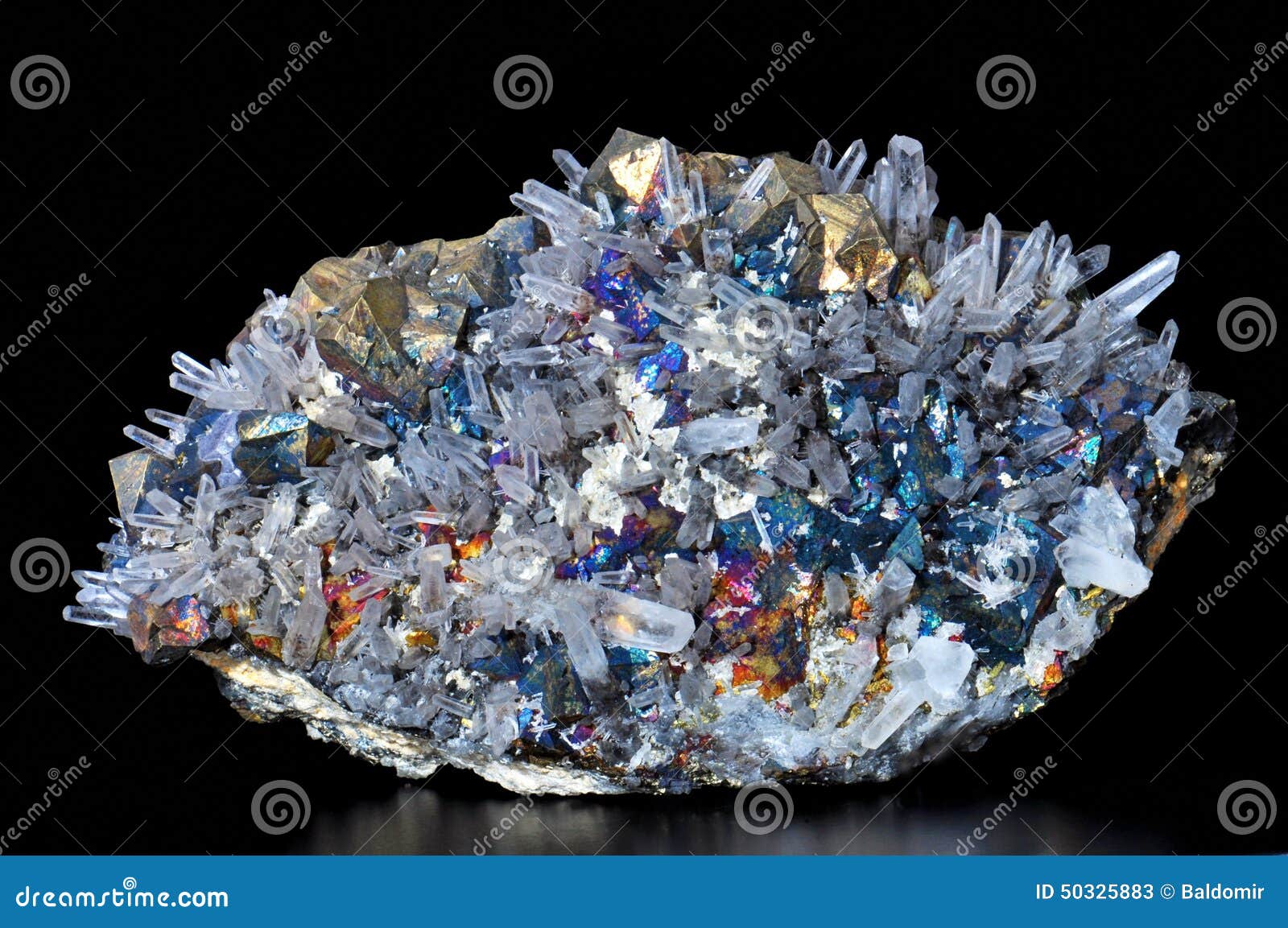 Calcopirita, Pirita Y Calcita Imagen de archivo - Imagen de galena ...