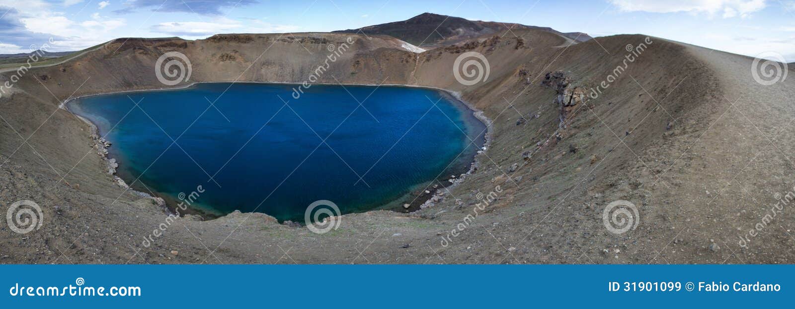 Caldeira de volcan image stock. Image du repère, cratère - 31901099