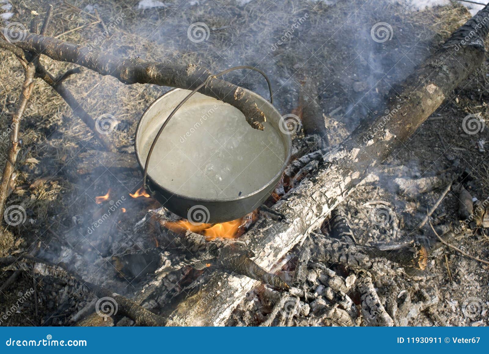 Caldron stock image. Image of firewood, flame, smoulder - 11930911