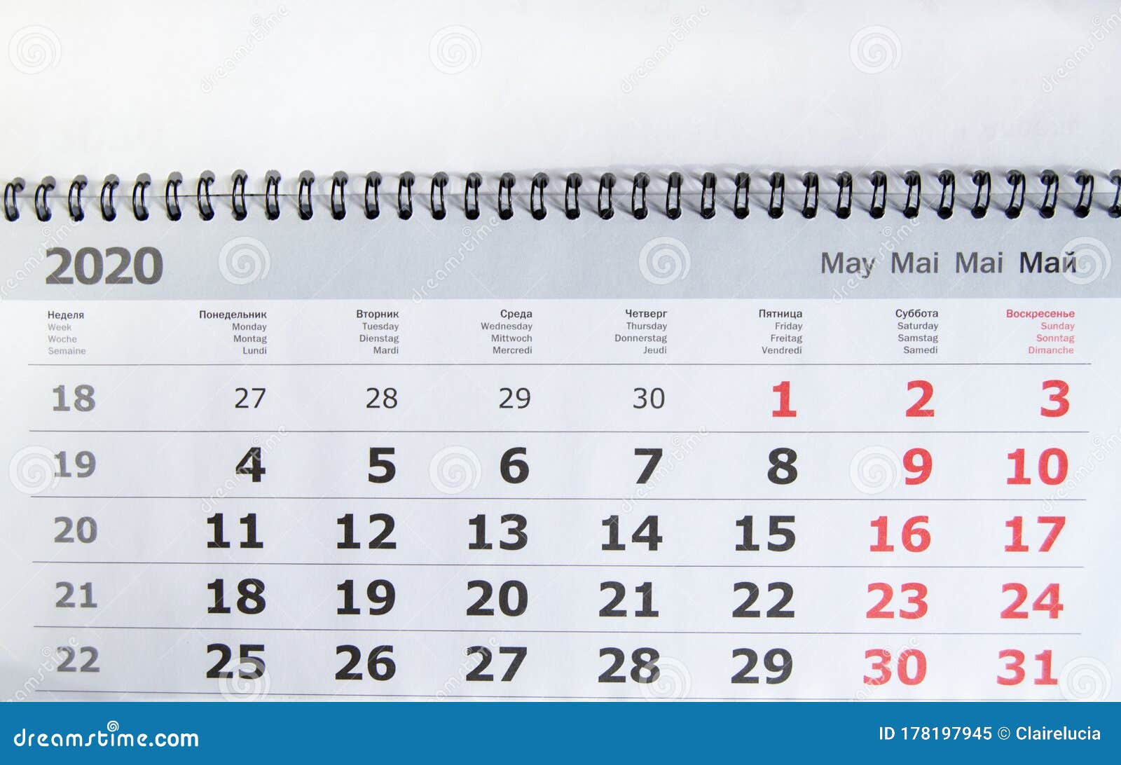 Calendário Simples Para Maio De 2020 Com Datas De Feriado E Fins De ...
