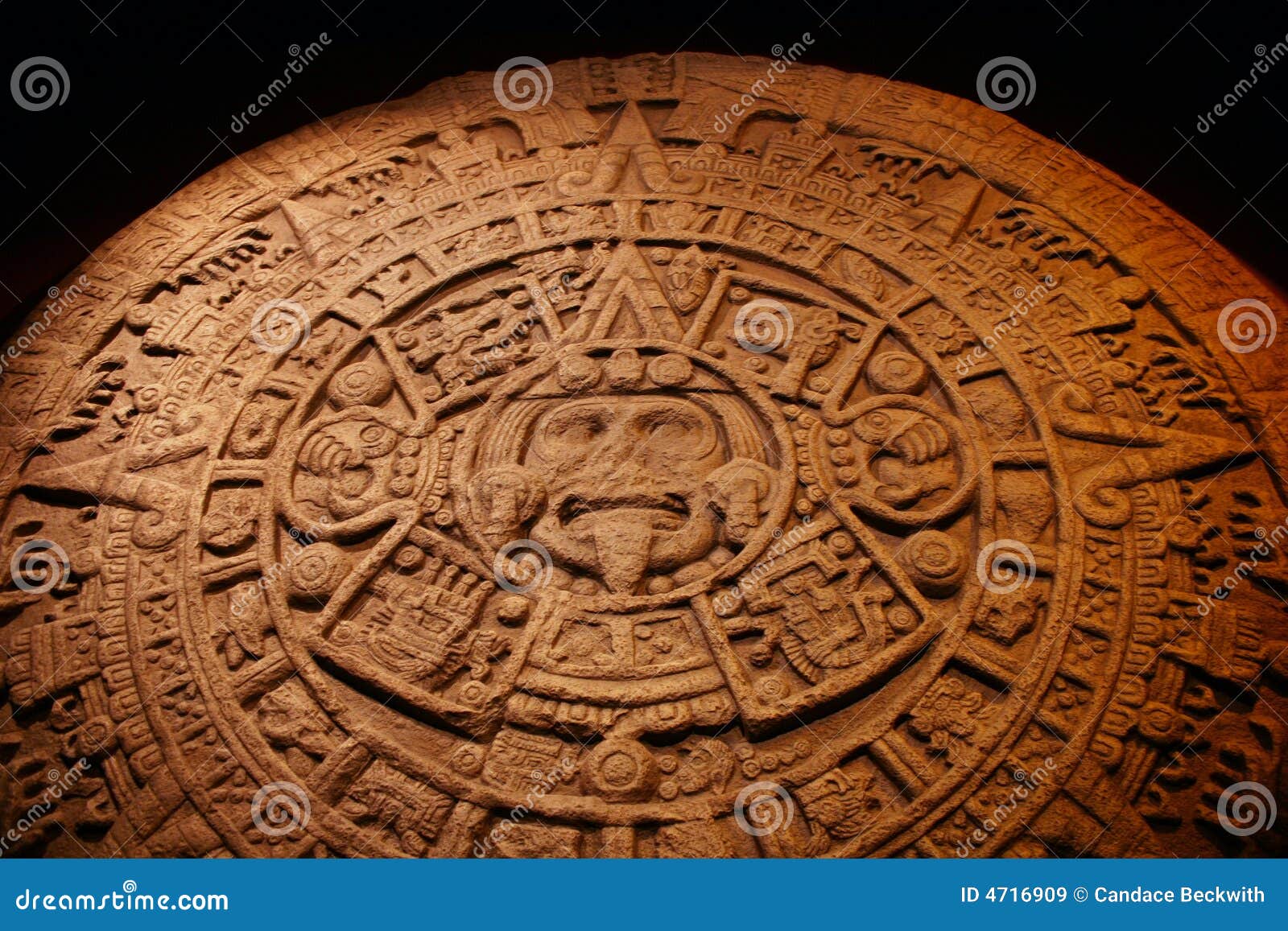 Calendario azteca imagen de archivo. Imagen de tribal - 4716909