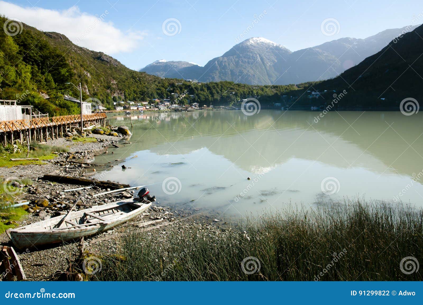 Caleta Tortel - Chile editorial photography. Image of wooden - 91299822
