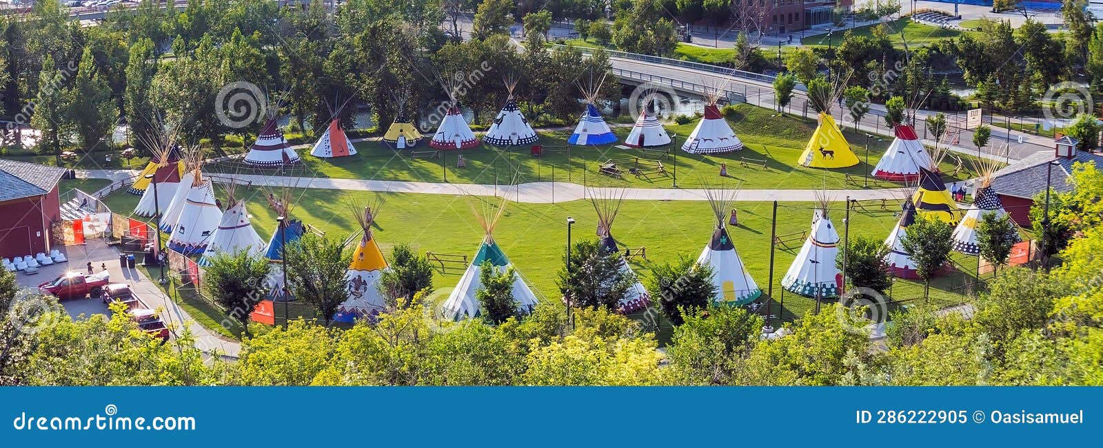 Several Traditional Native Tipies at Stampede Park Editorial Image ...