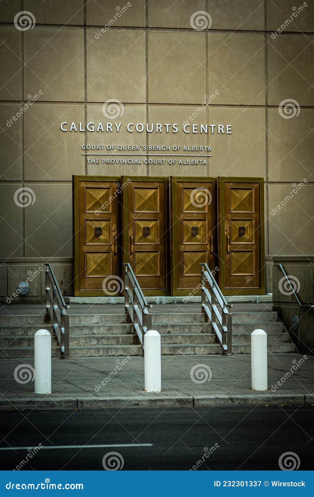 Calgary Courts Centre editorial photography. Image of judge - 232301337