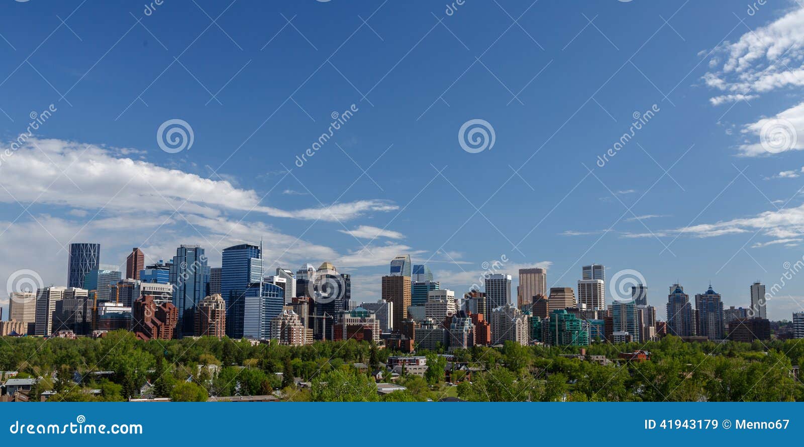 Calgary skyline editorial stock image. Image of city - 41943179