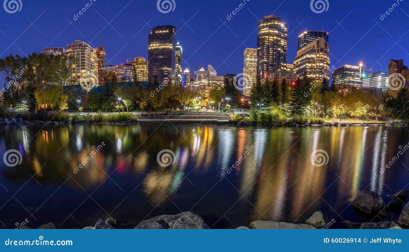 Calgary skyline at night editorial stock image. Image of river - 60026914