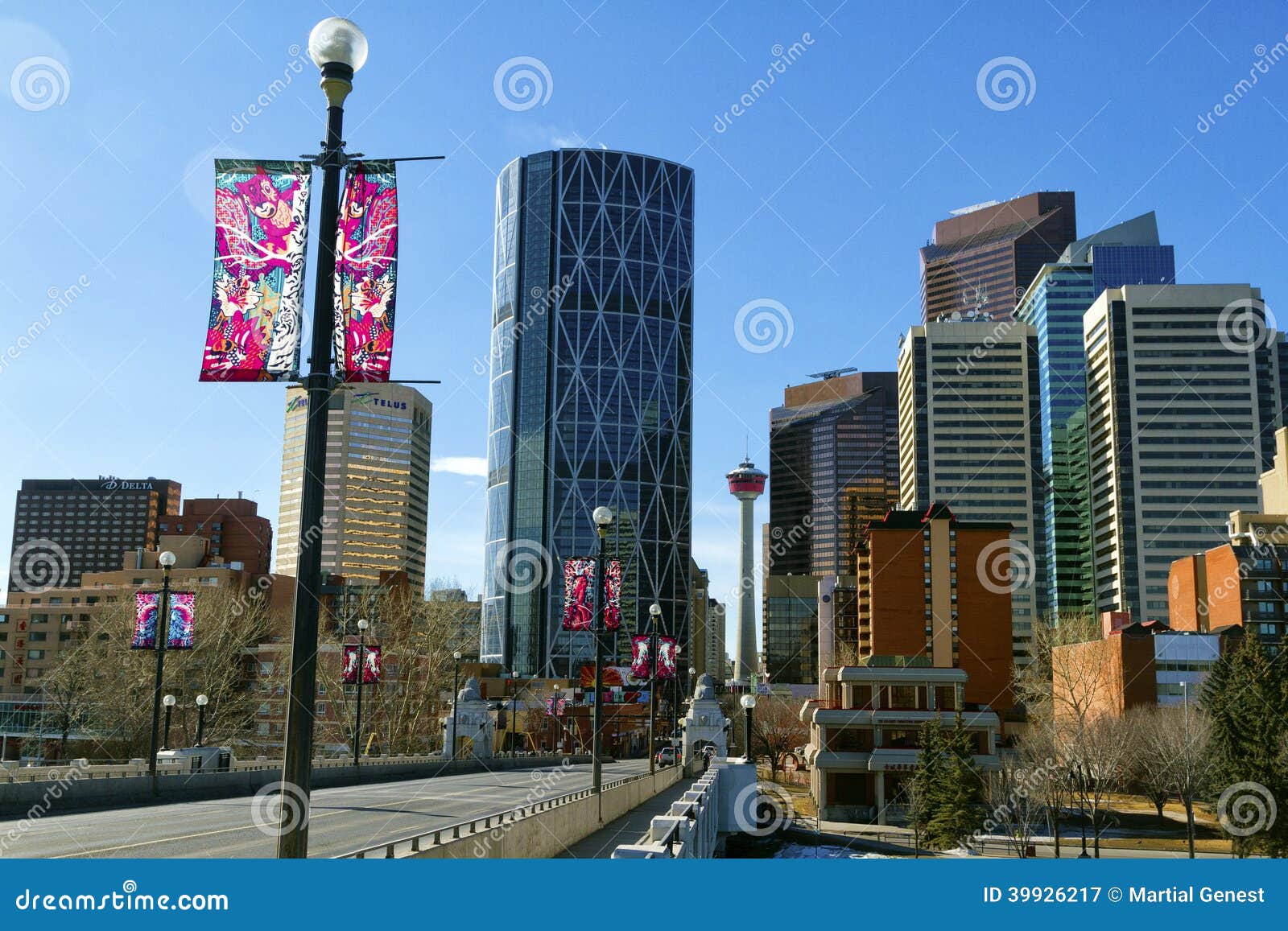 Calgary skyline editorial photography. Image of night - 39926217